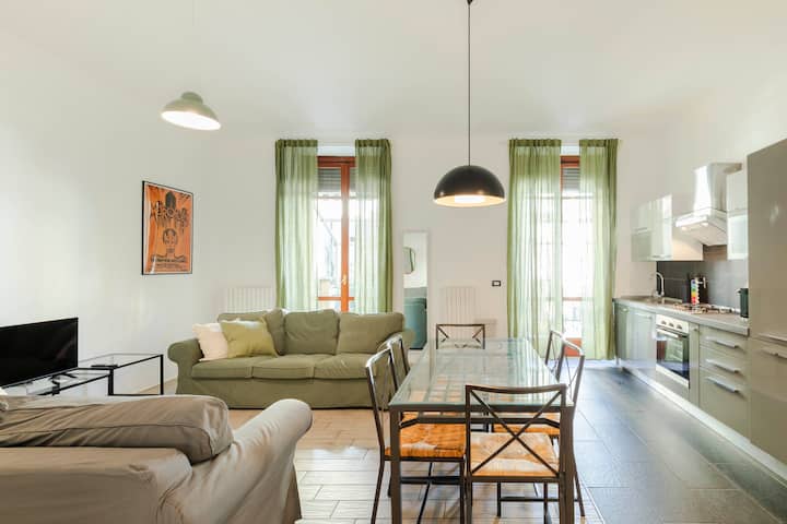 La Mole Du Cinéma [2br + Terrace] - Torino