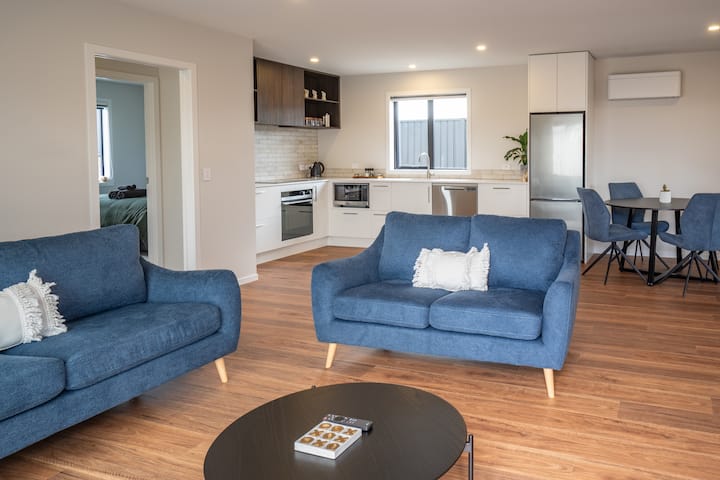 Brand New Home In Te Anau - Te Anau
