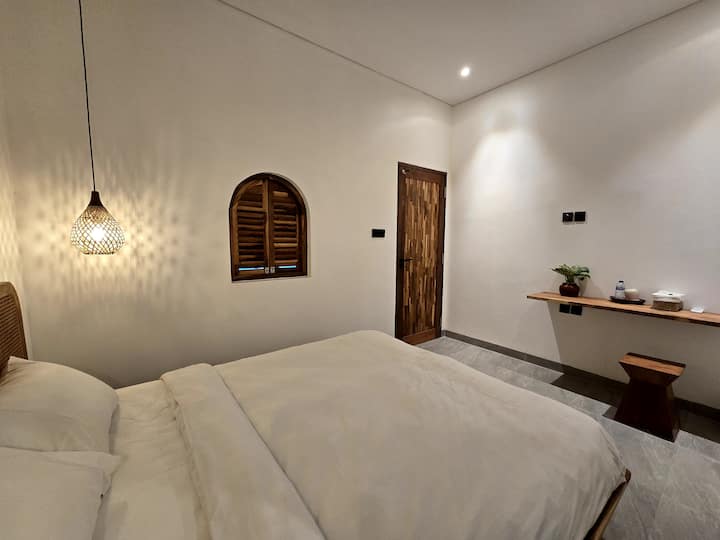 Tropical Surf Retreat | Private Room- Uluwatu #1 - Australia