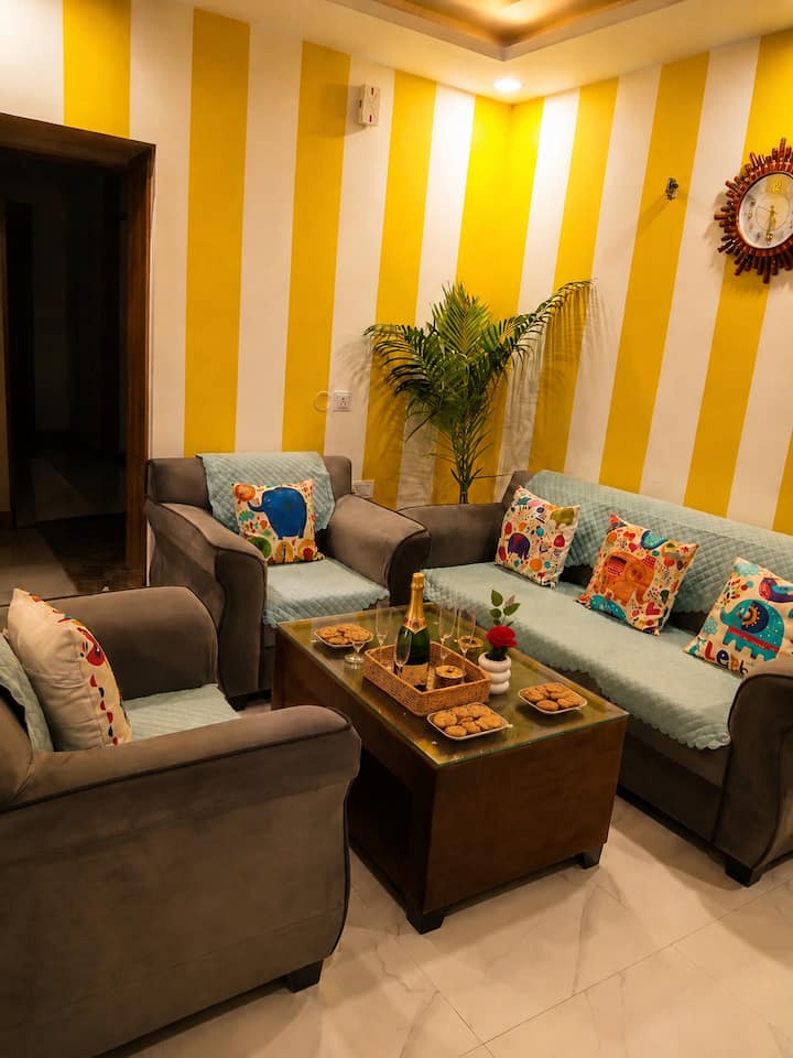 Stylish 3bhk With Balcony & Terrace | Jaipur - Jaipur