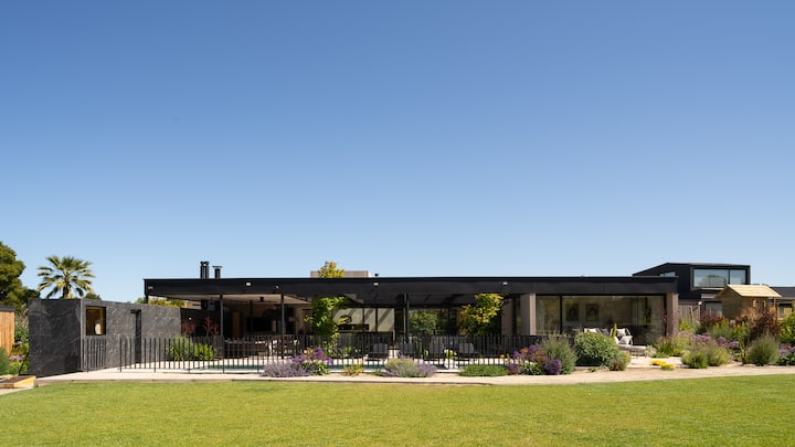 Casa Familiar De Lujo · 16+ Huéspedes · Las Brisas - Chile