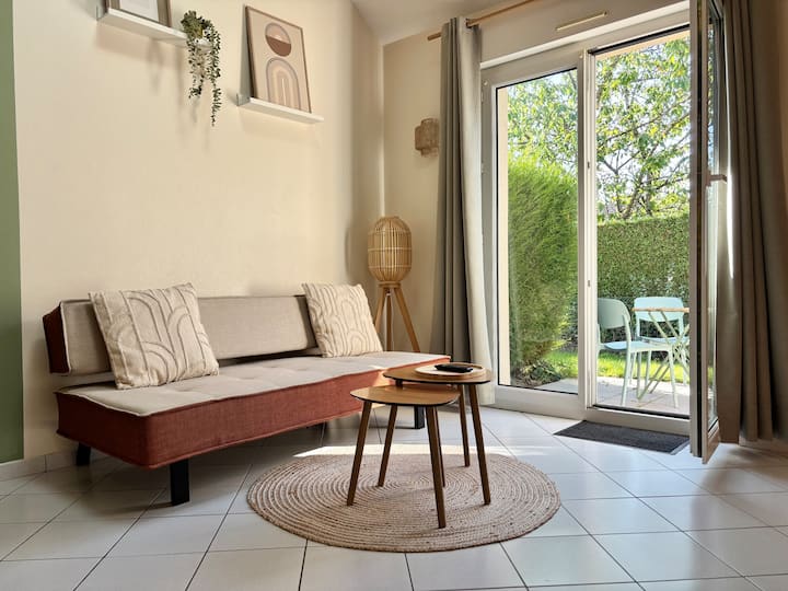 Maison Avec Terrasse Et Parking - Orne