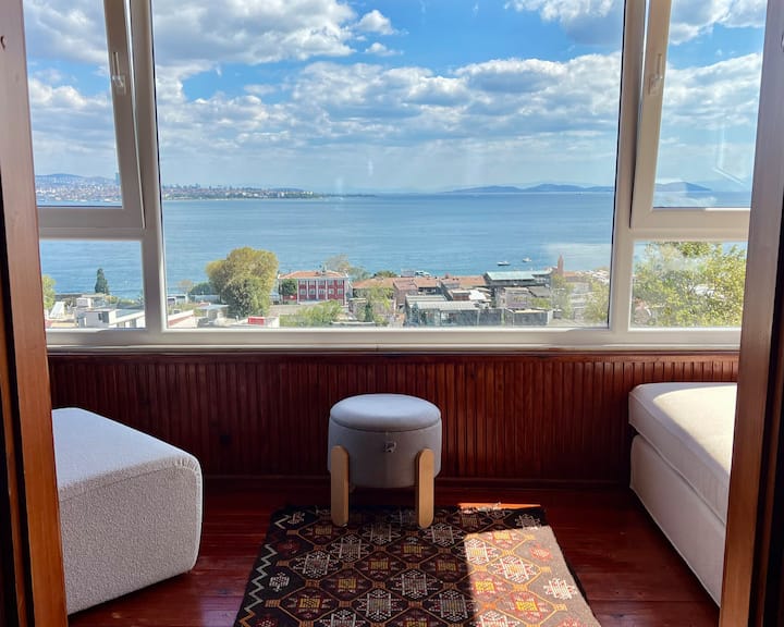 Great Sea View 2 Br Apartment In Old Town - Istanbul