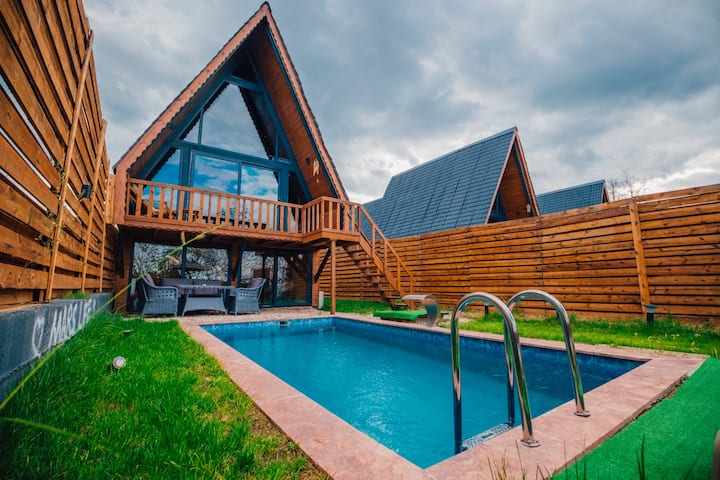 1+1 Bungalov Sıcak Havuzlu - Sapanca