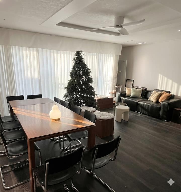 [오픈특가] 성심당 5분  | 방 5개 | 침대 10개  | 화장실 2개 | 60평 | - South Korea