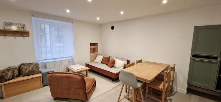 Cosy 5 Pers, Terrasse/parking, 2 Ch, Proche Centre - Albertville