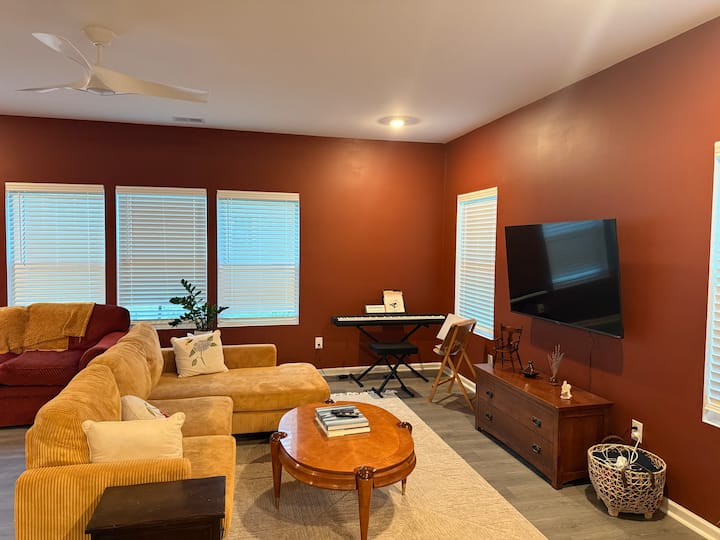 Cozy & Clean Town House In Ardmore - Winston-Salem