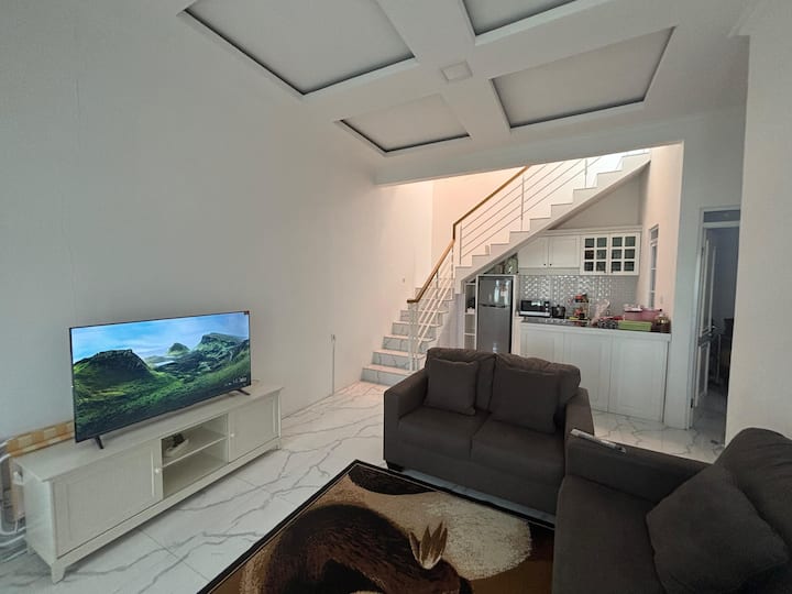 Rumah Villa Anggrek Residence - Garut
