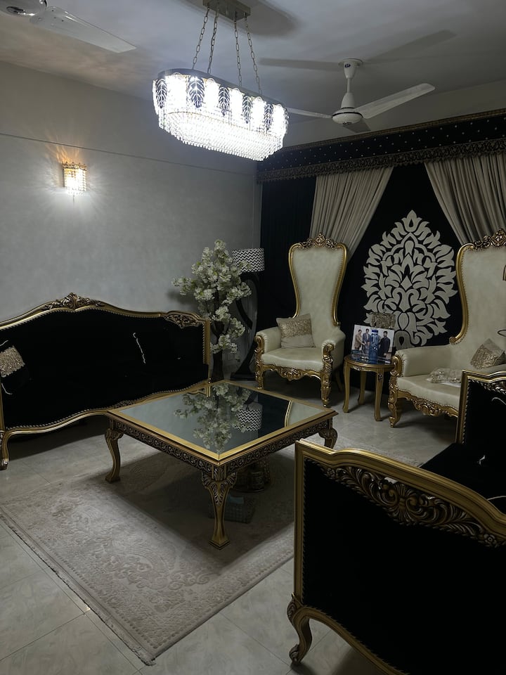 Your Safe Space - 카라치