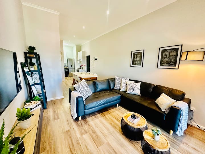 Blouberg - 2 Bedroom Apartment - Atlantic Port - Parklands