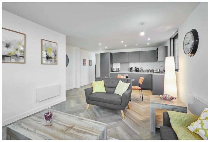 Birmingham | Apartment Sleeps 4 - Birmingham