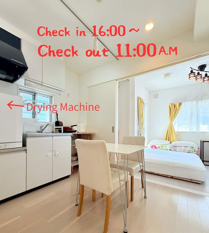 【3-c】just Off Kokusai Street! Close To The Station - Naha