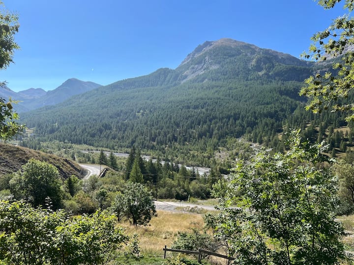Maison De Montagne Au Charme Authentique - Barcelonnette