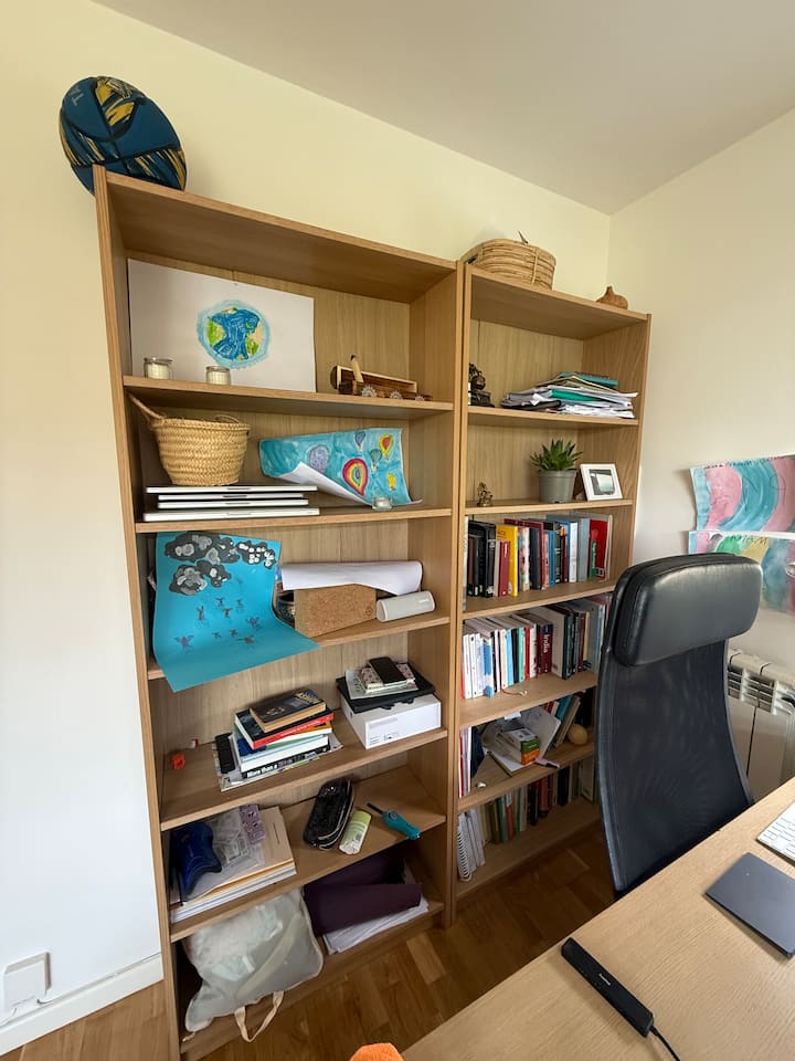 Cozy Family Appartment Near Barcelona - Sabadell