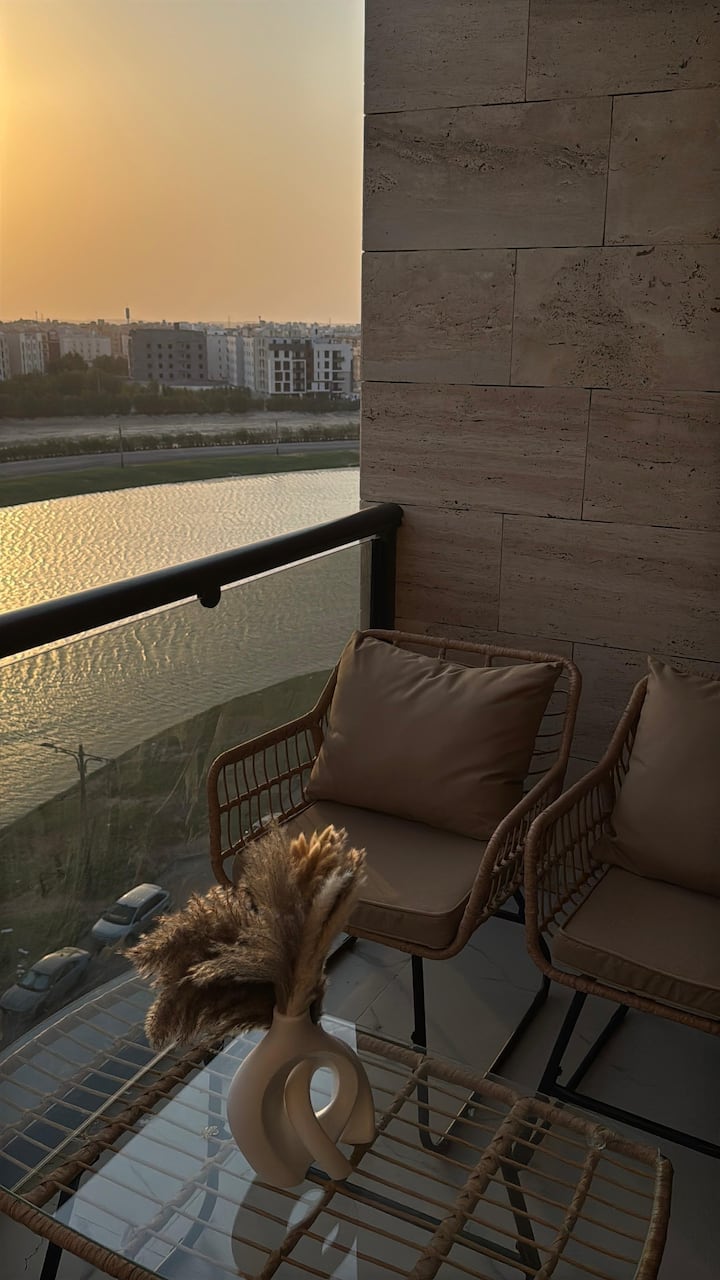 شقة فخمه غرفتين اطلاله على البحر - Dammam