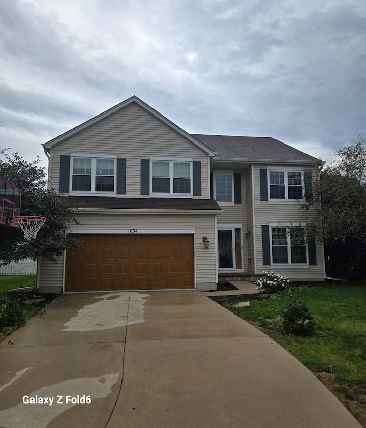 Home In Plainfield Illinois - Joliet, IL