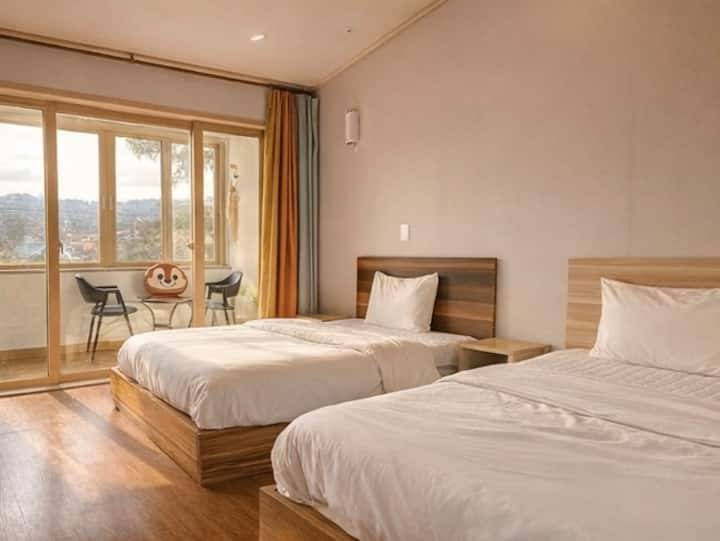 [해밀리조트] 푸른 한라산뷰 애월 숙소ㅣ트윈베드ㅣ편안/포근ㅣ한라산뷰ㅣ애월바다뷰 테라스 - Jeju-si