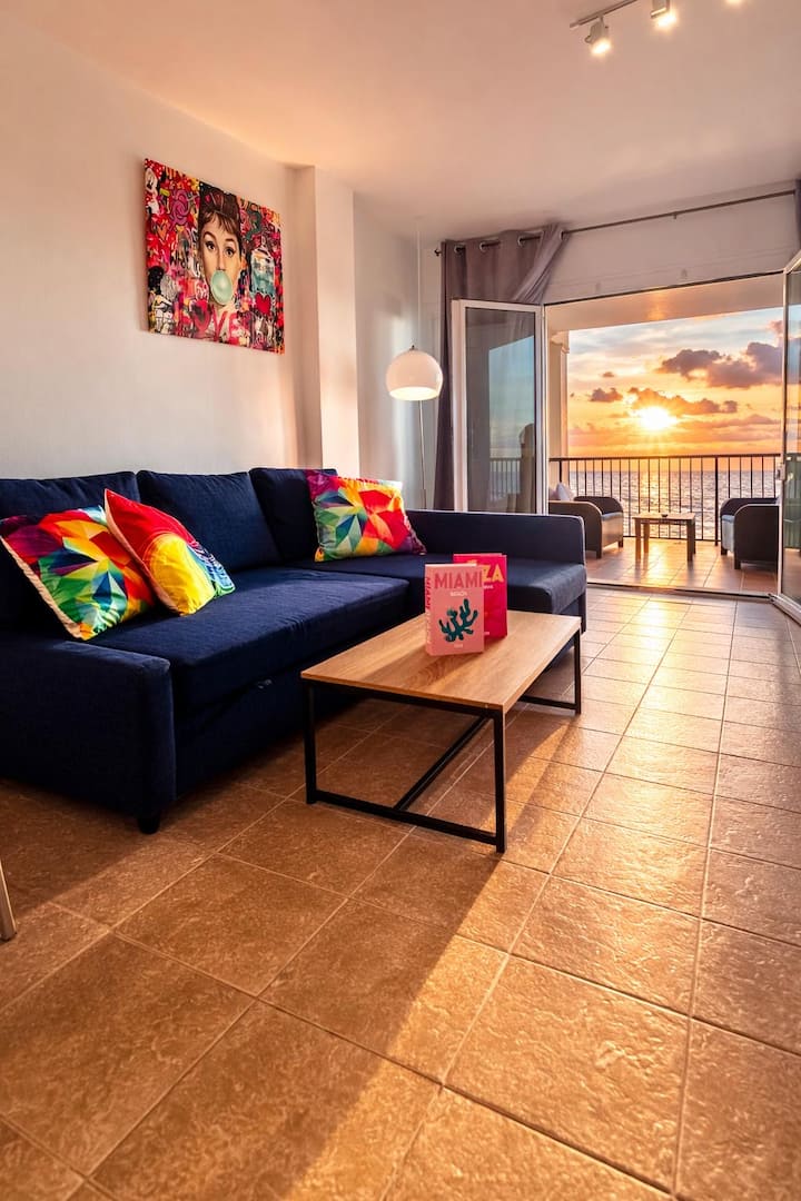 First Line Sea View@playa D’en Bossa Beach - Ibiza