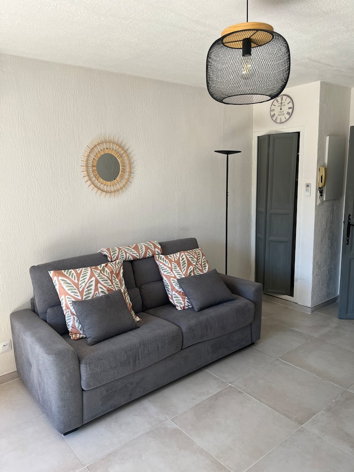 Studio Totalement Rénové Sur Martigues - Martigues