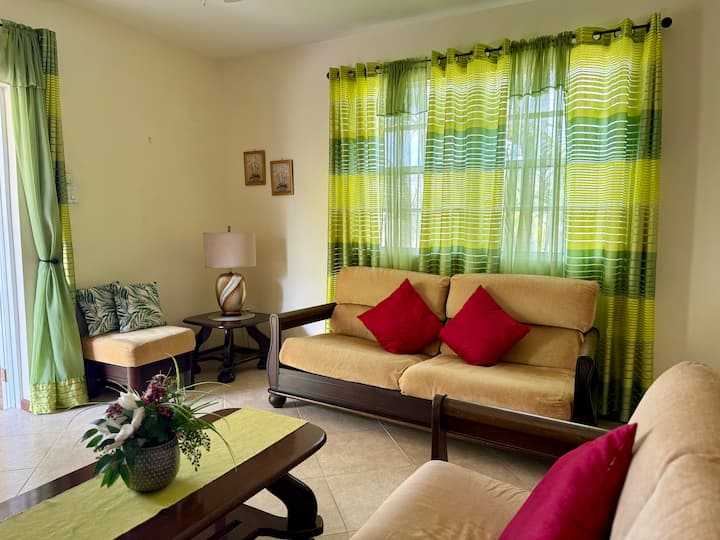 Tropical Duplex Retreat-balcony, Pool & Bbq - Barbados