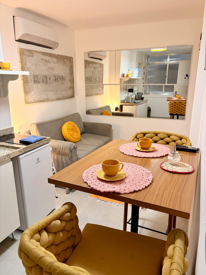 Brand New! Air Conditioning, 2 Blocks From The Beach - Copacabana