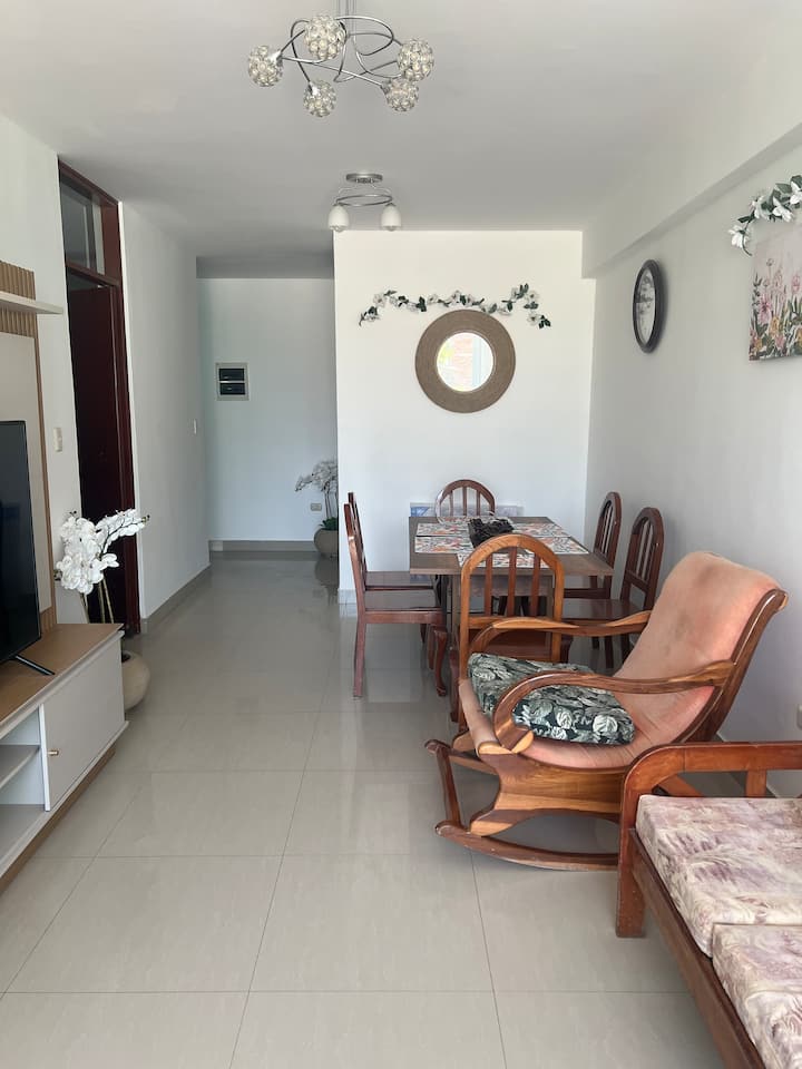 Departamento Cerca De Centro Comercial Mall Plaza - Piura