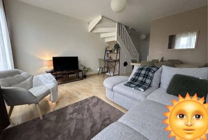 Cadre Chaleureux Parfait Pour Visiter Paris - Pont-Sainte-Maxence