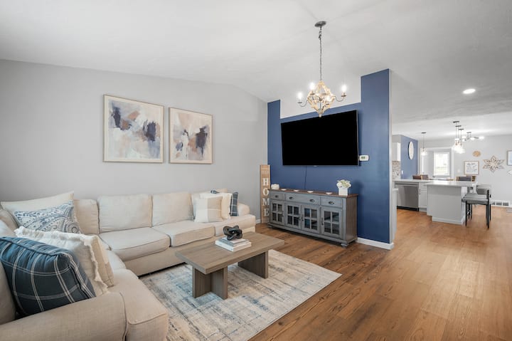 4br 2.5 Bath Modern Luxury House With Cozy Charm - Macedonia, OH