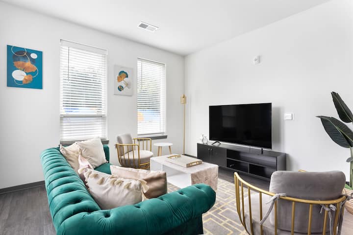 Modern Luxury Near Broad Ripple - Indianapolis