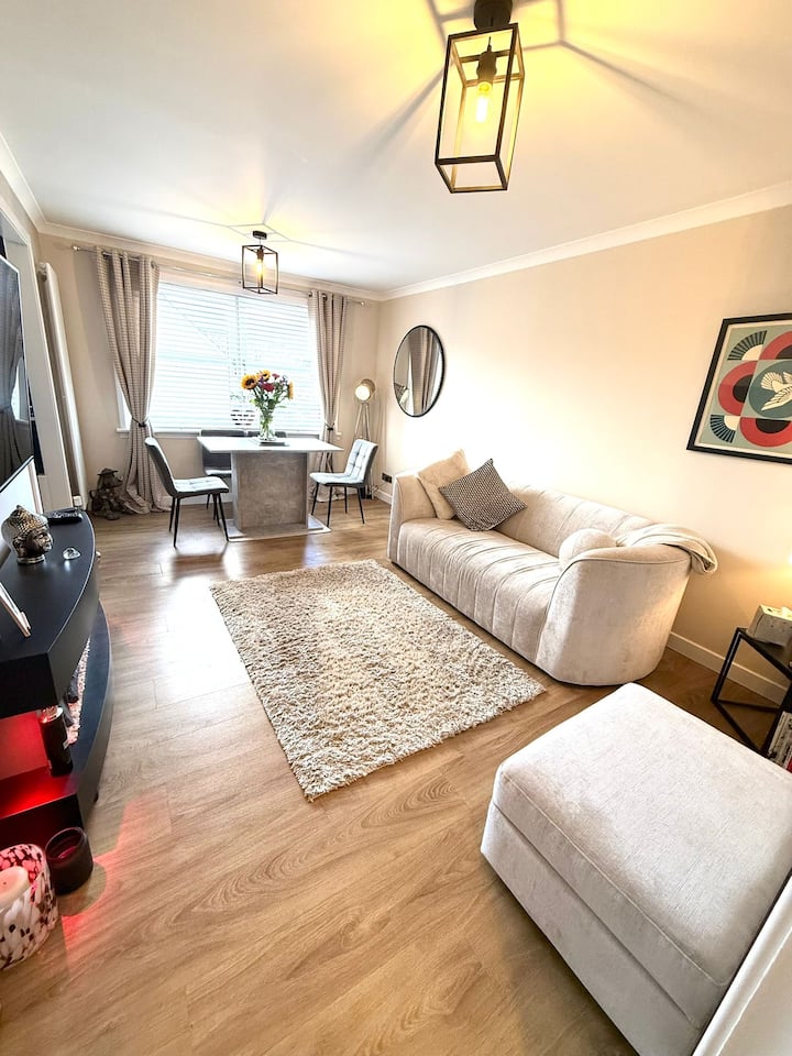 2 Bedroom In The Heart Of Broughty Ferry - Dundee