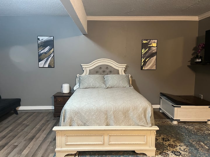 Private Studio. Your Home Away From Home. - Memphis, TN