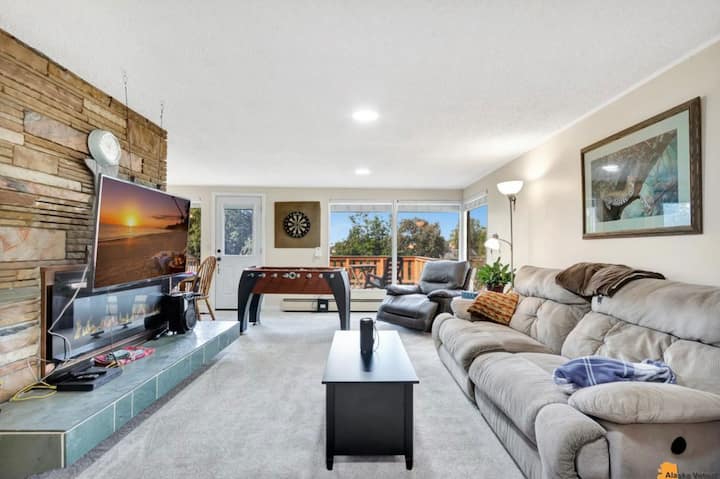 3.5miles To Airport, Near Downtown/coastal Trails - Anchorage, AK