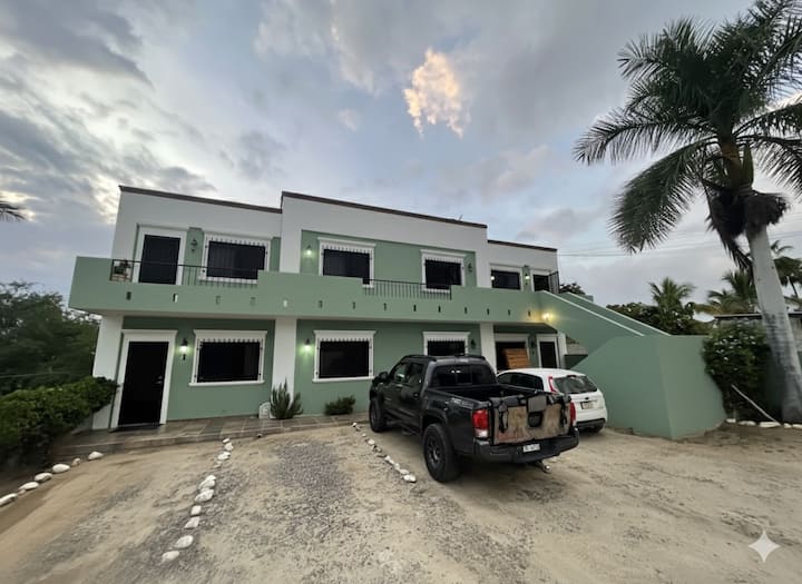 Departamento De 2 Habitaciones, Frente Al Estadio. - Todos Santos