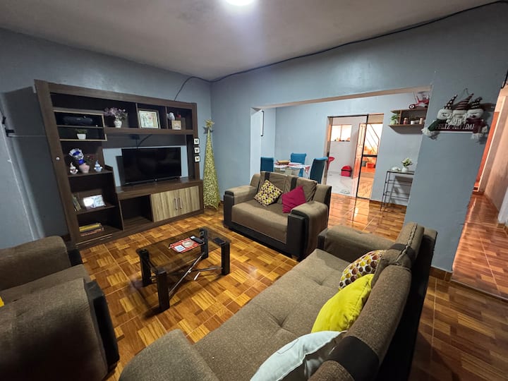 Casa Acogedora Y Tranquila, Para Descansar. - Chimbote