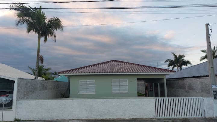 Casa De Praia Verde-mar Pet Friendly Matinhos Pr - Matinhos