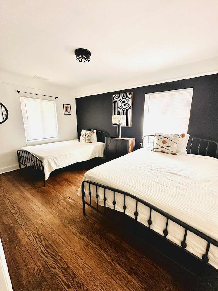 The Opulent Retreat 2 - Ferndale, MI