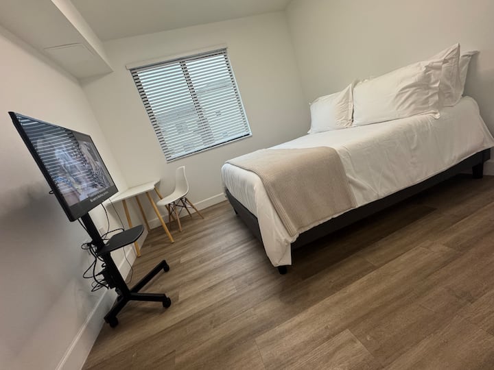 Cozy Room In A Shared Apartment - Miramar, FL