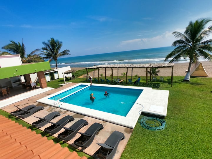 Cocos Beach Bungalow - Costa Esmeralda