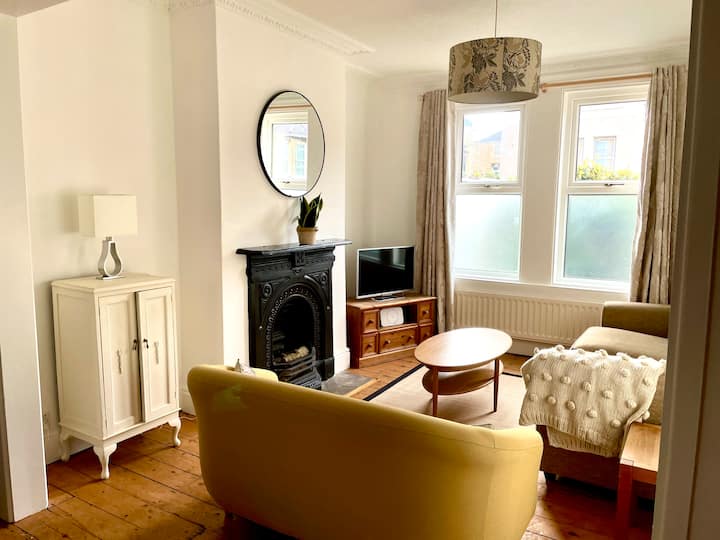 Maybrick House Close To Shops And Train Station. - Bath