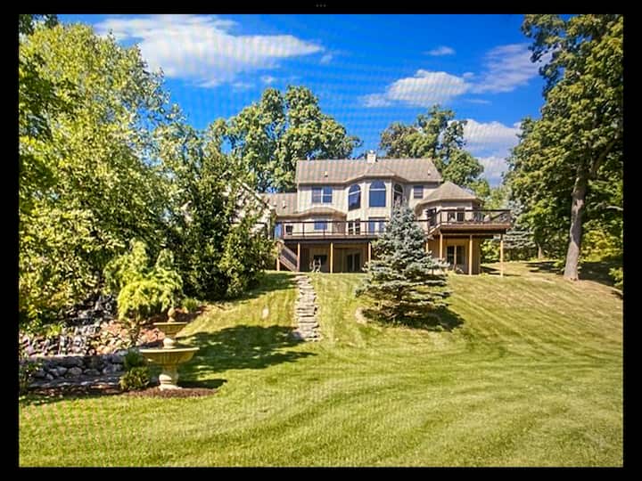 Winter Retreat - Howell, MI