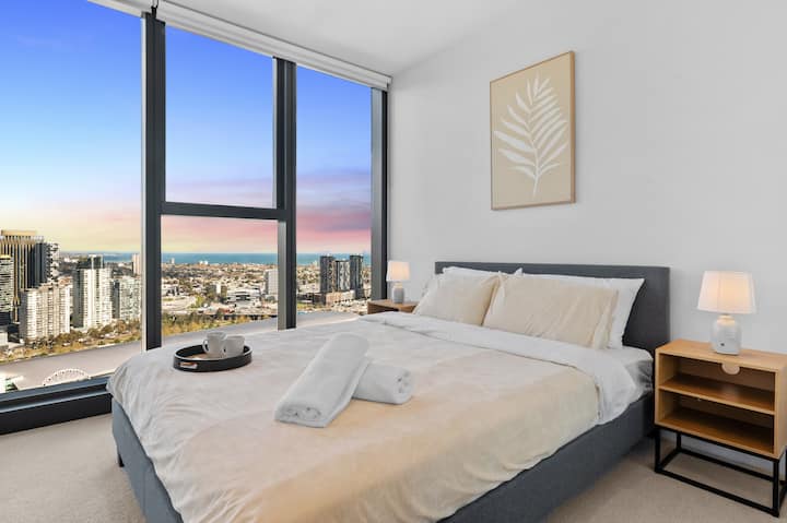 Amana | Luxe Wellness Getaway | City & Ocean Views - Kensington