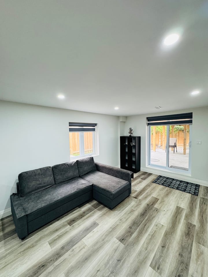 The Elmira Modern - A Place To Relax And Enjoy - St. Jacobs