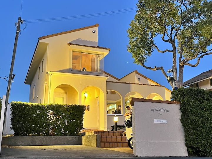 Pescador Is Located Between Amanohashidate ＆ Ine. - 몬주