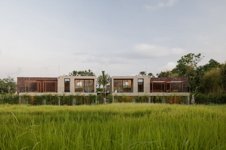Luxurious 3br Retreat Villa W/ Pool & Bathtub - Tabanan