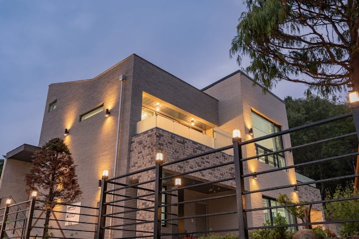 101호 하늘꽃아스트로풀빌라 - Gyeongju-si