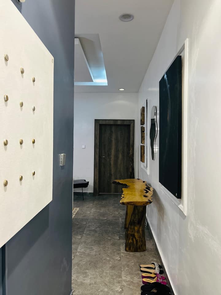 Katampe Luxury Hub Serviced Apartment 24/7 Power - Nigeria
