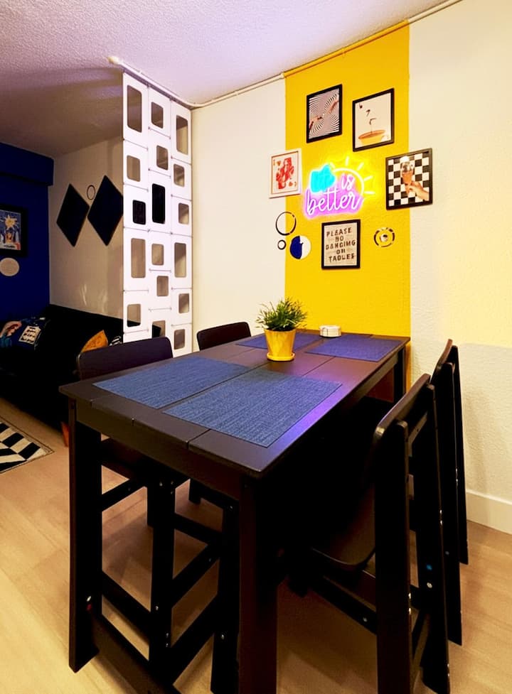 South Beach Funky Love Shack, Free Parking - Miami Beach, FL