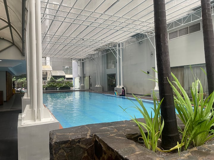 Spacious 3br In Antel Residences Poblacion Makati - Makati
