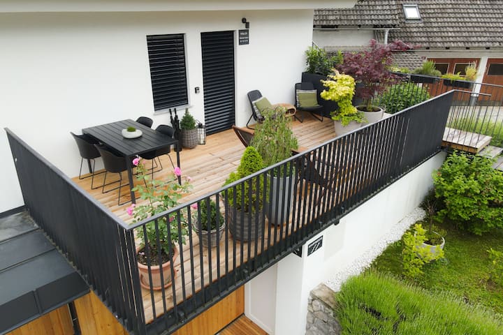 Tranquil Retreat: Room With Terrace House 24 Bled - Bled