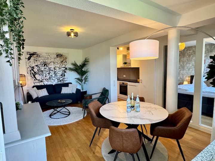 Garden Gallery - Design Apartment - Freiburg im Breisgau